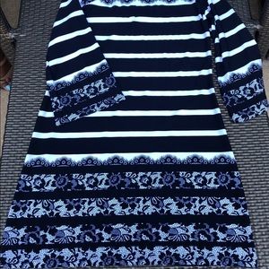 Hanni | Dresses | Hanni Mid Wide Sleeve Navy And White Dress | Poshmark